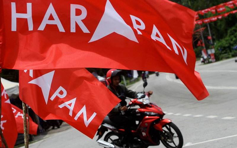 【柔佛州选】议席旗帜现争议 希盟名存实亡？ – 民生頭條